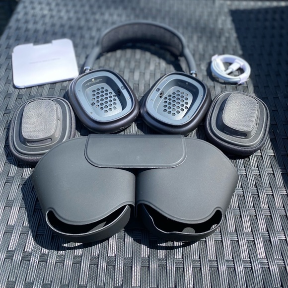 Apple | Headphones | Apple Airpod Maxs | Poshmark